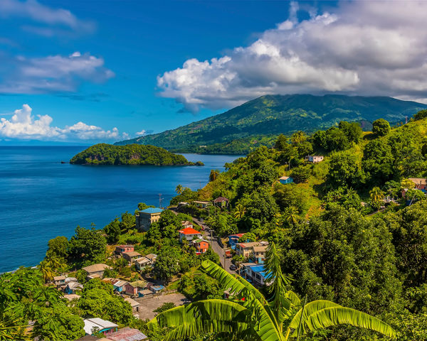 Cruises vanaf Curaçao met Ambassador Cruise Line | Corendon
